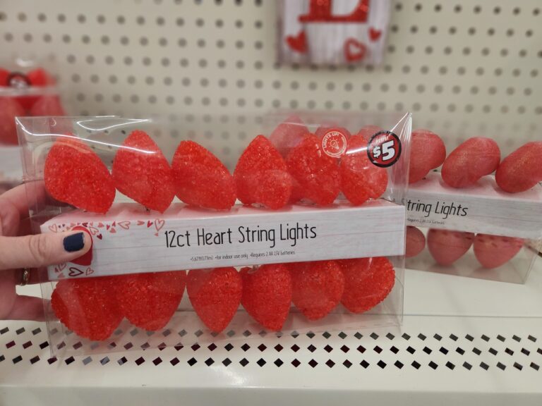 15 Fun Dollar Tree Valentine Decorations