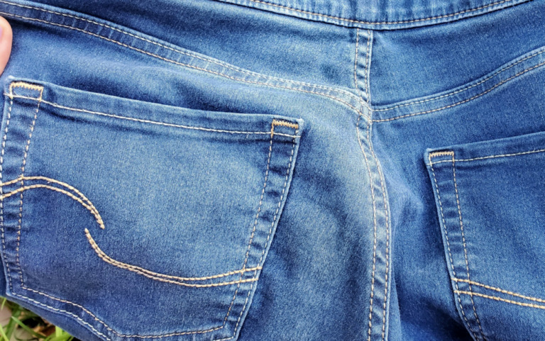 We found the *NEW* Amazon Magic Jeans (And they're only $23!)