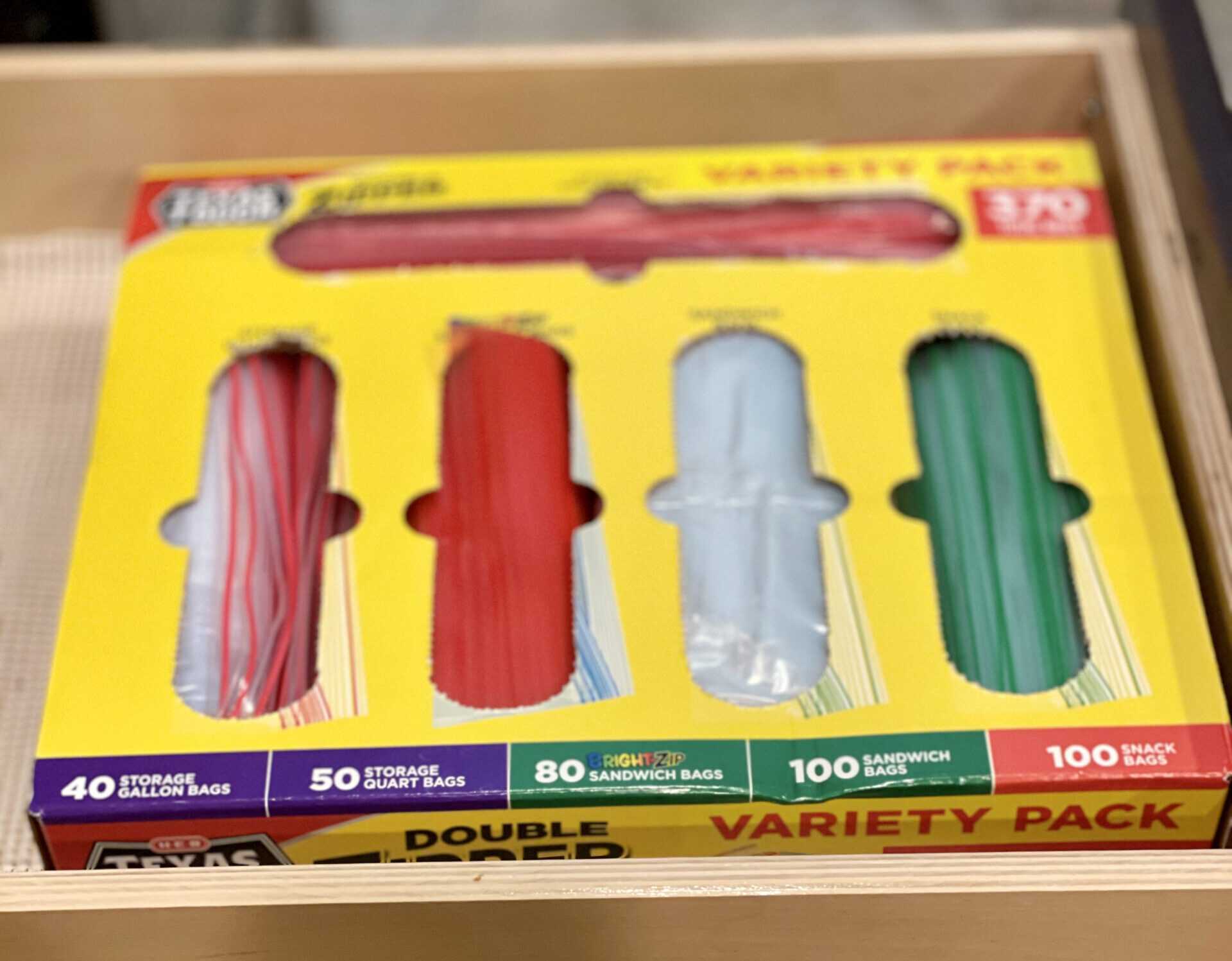 H-E-B's All-in-One Storage Bags Box is Drawer-Friendly... and GENIUS!