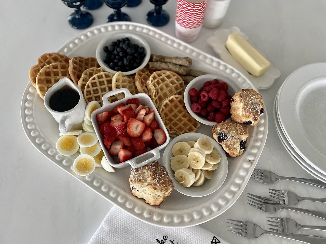 Waffle Bar Ideas for Mother's Day Brunch (LOVE the Waffle toppings!)