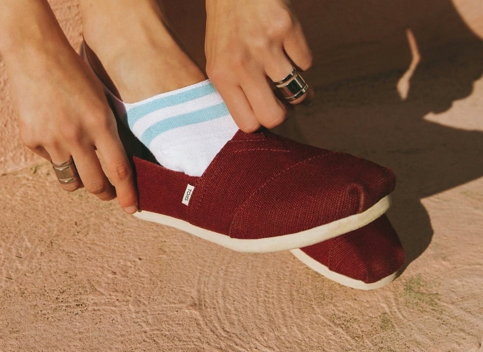 Toms Surprise Sale | Save Up to 70% On Shoes for the Family