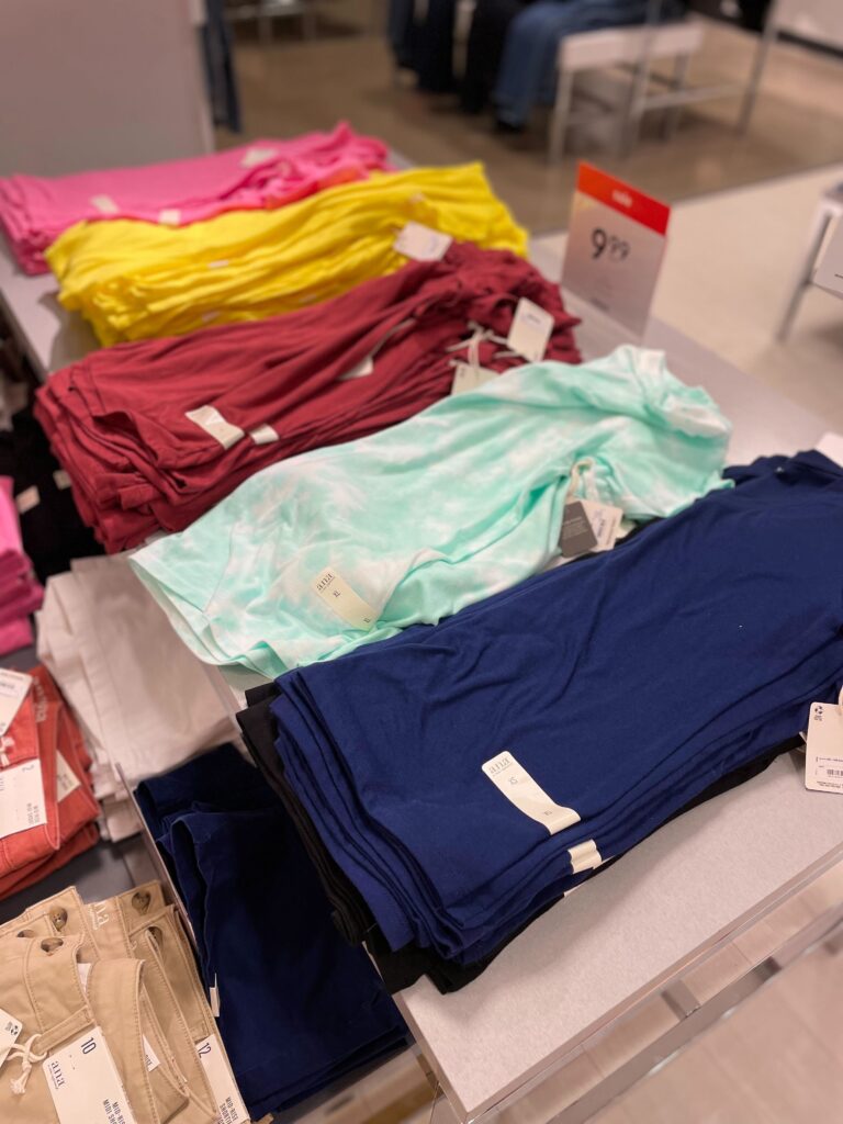 JCPenney Summer Clothing Finds (Cute + Colorful Shorts & Tops!)