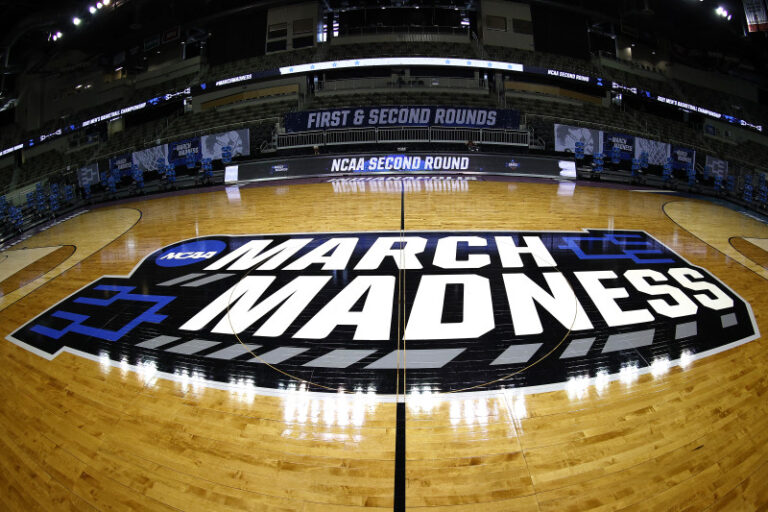 Best March Madness Restaurant Deals & Food Freebies
