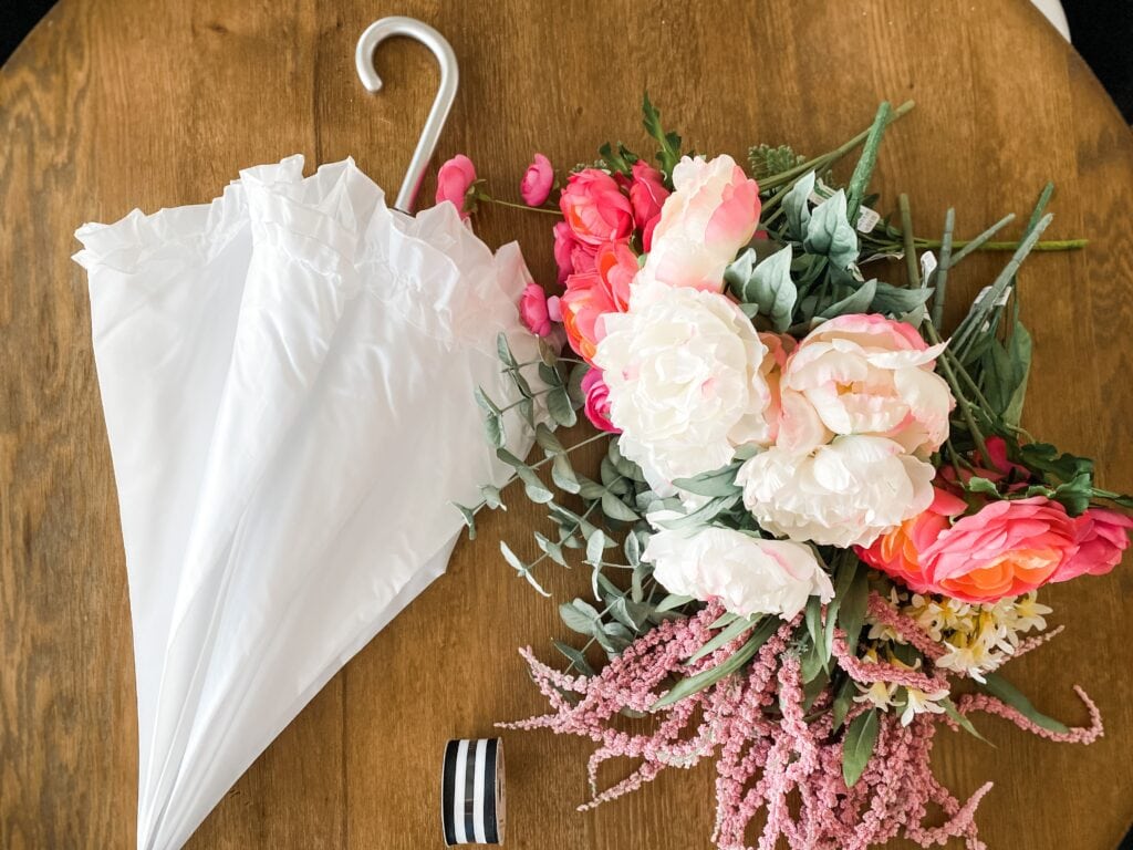 DIY Wreath for Spring... Using an UMBRELLA!
