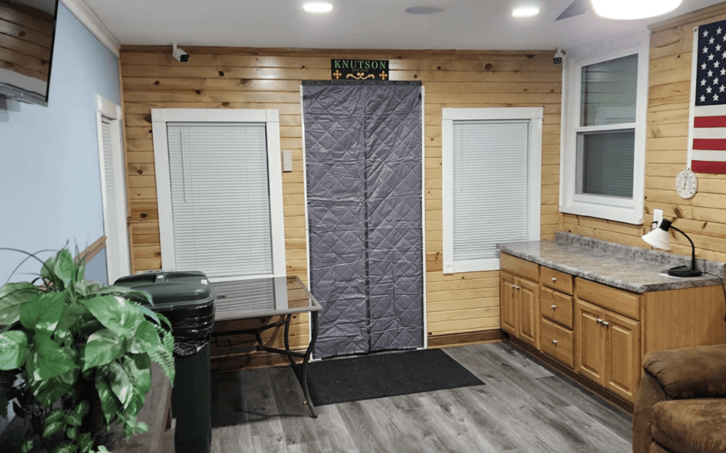 This Magnetic Thermal Door Curtain Keeps Heat Inside (Like a Sleeping ...