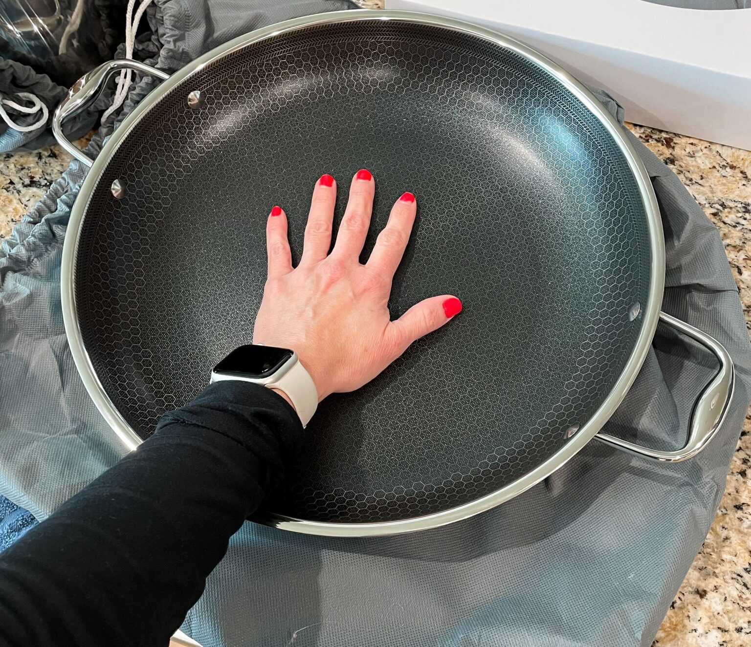 HexClad Pans Sale + Review - Give the Gift of Premium Cookware!