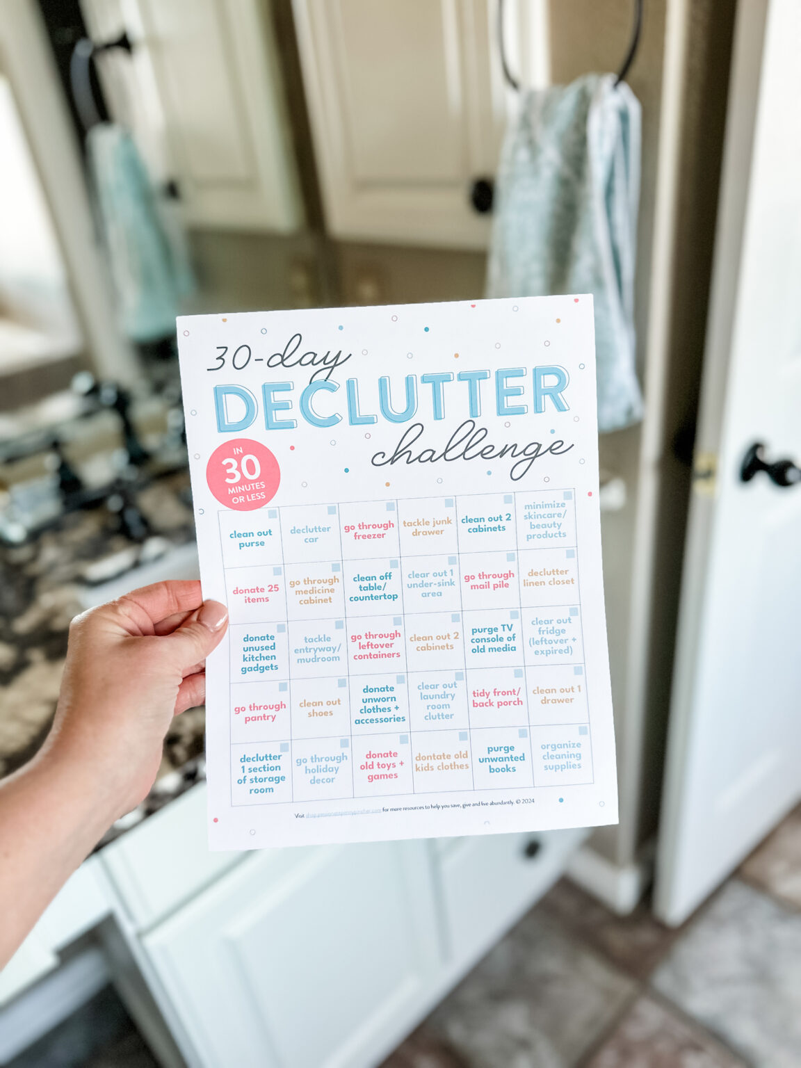 30-Day Declutter Challenge (FREE Printable Calendar!)