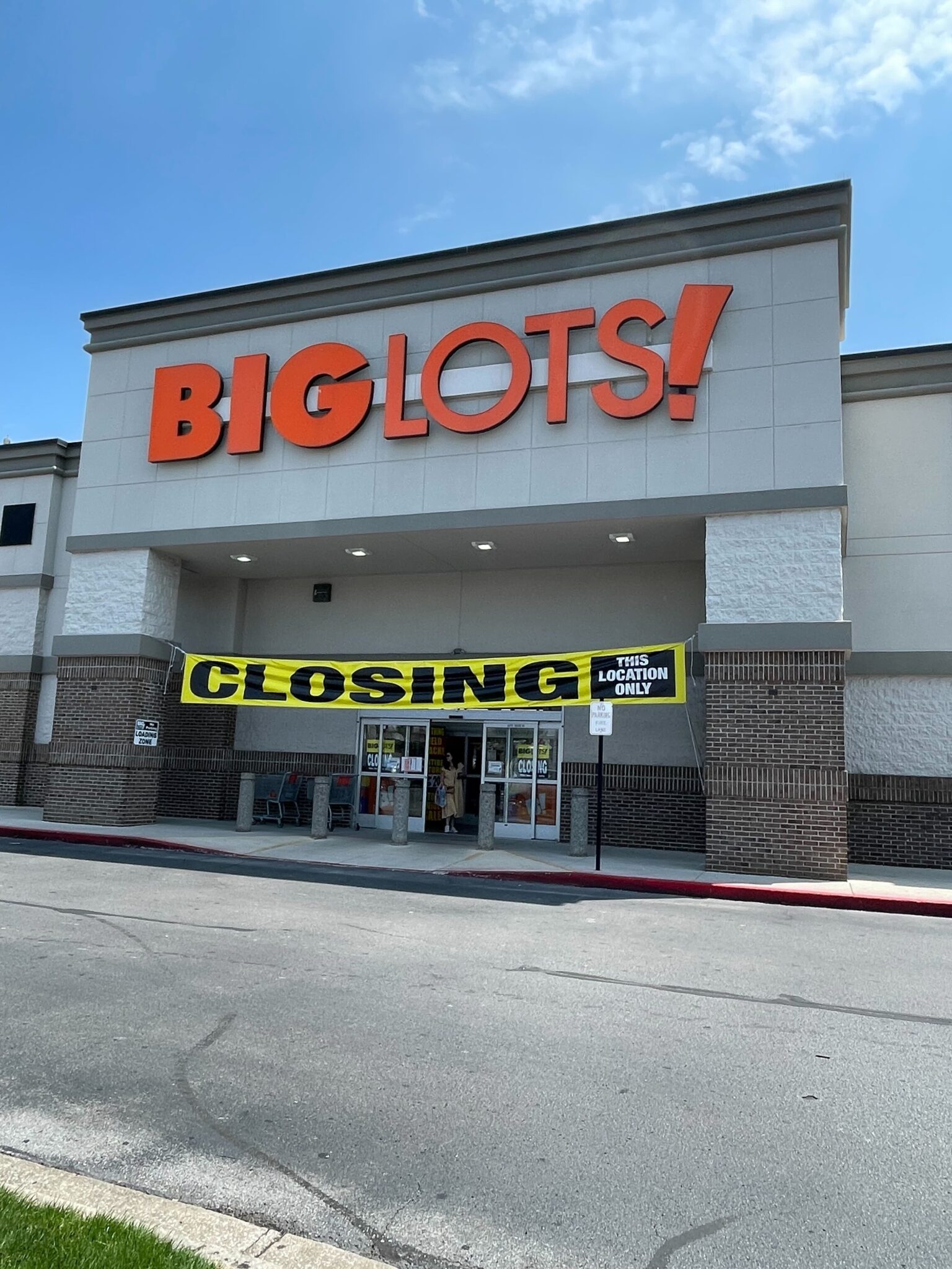 Retail Store Closures in 2024 - Family Dollar, Dollar Tree, & More