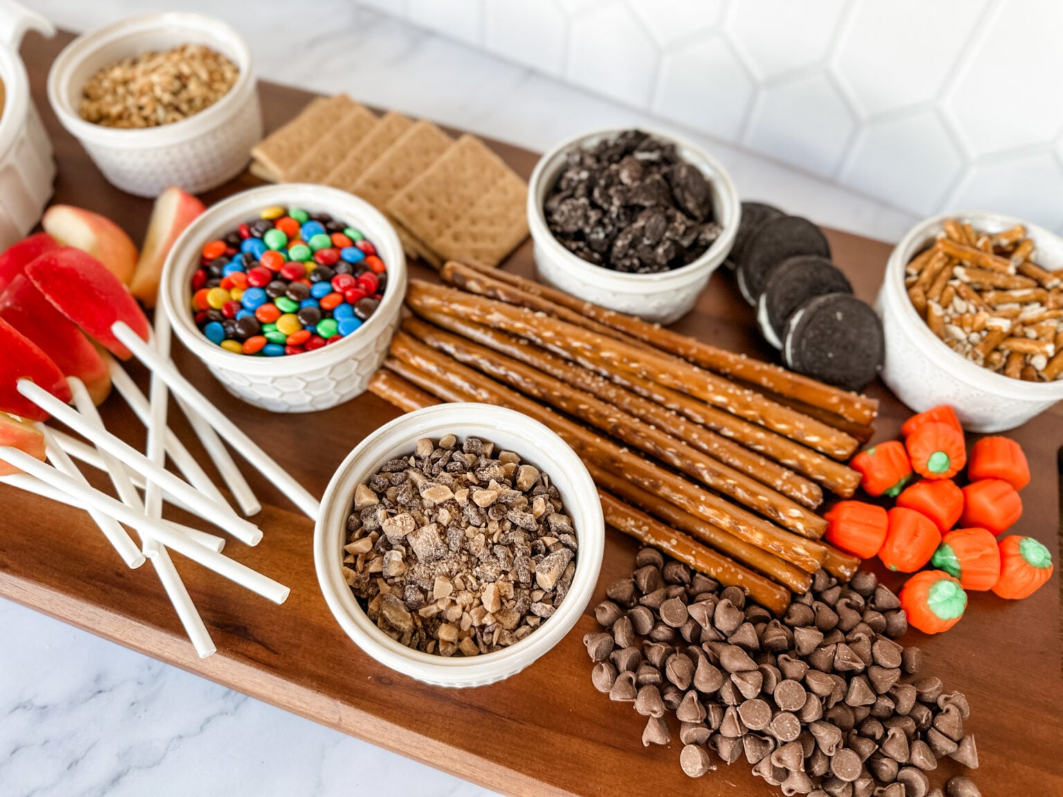This Caramel Apple Board is the PERFECT mix of Charcuterie and Fondue ...