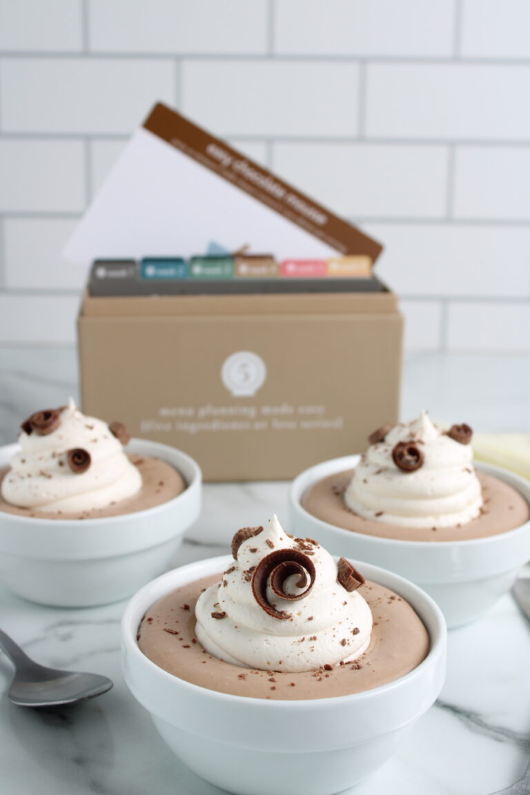 Calling All Dessert Lovers! You HAVE TO Make This Easy Chocolate Mousse!