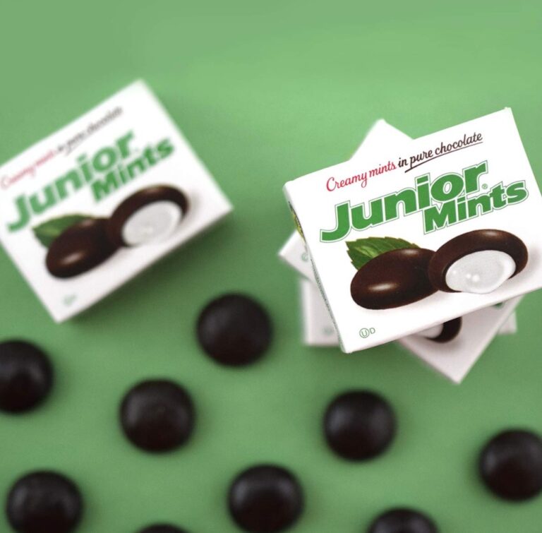Amazon Candy Deals (Stock up for Movie Night + FREE Shipping!)