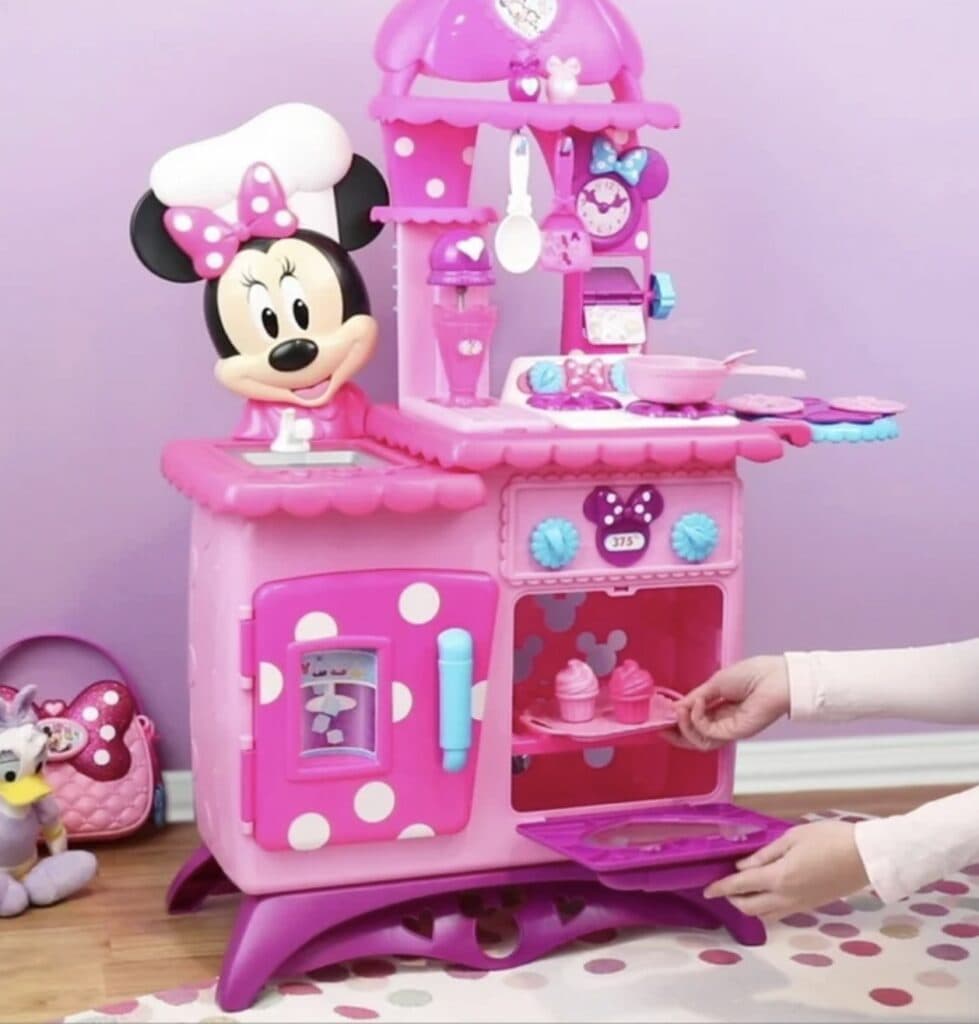 Disney Minnie Mouse Play Kitchen Set JUST $50 (Reg $70)