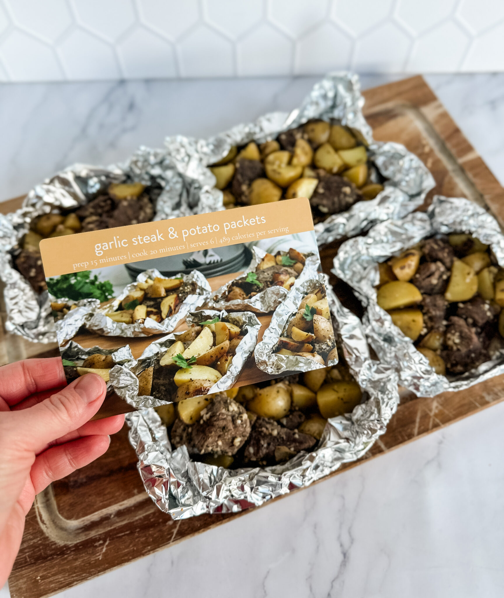 These Garlic Steak & Potato Packets Have Under 5 Ingredients and are SO ...
