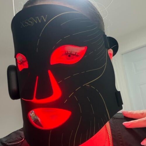 Wireless Red Light Therapy Mask – 9 Modes, Ergonomic Fit, Travel-Friendly